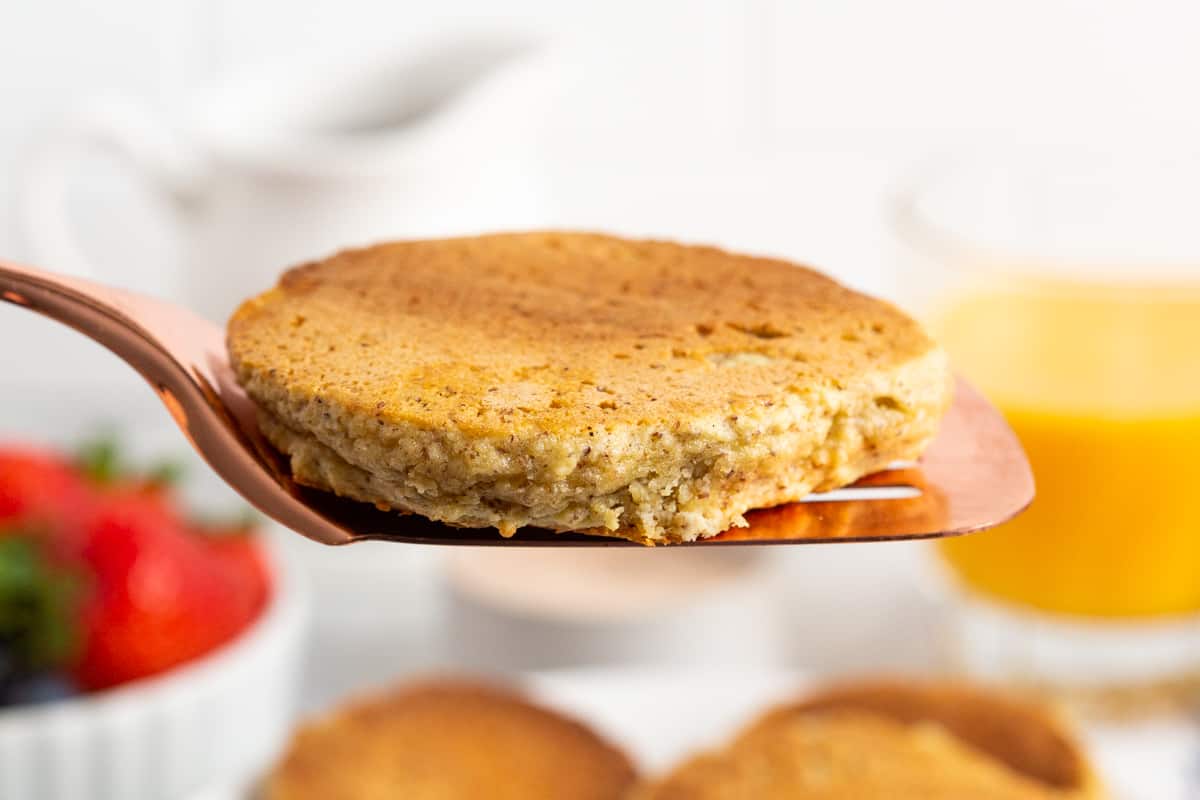 Almond Flour Pancakes - Fluffy & Delicious! • Pancake Recipes