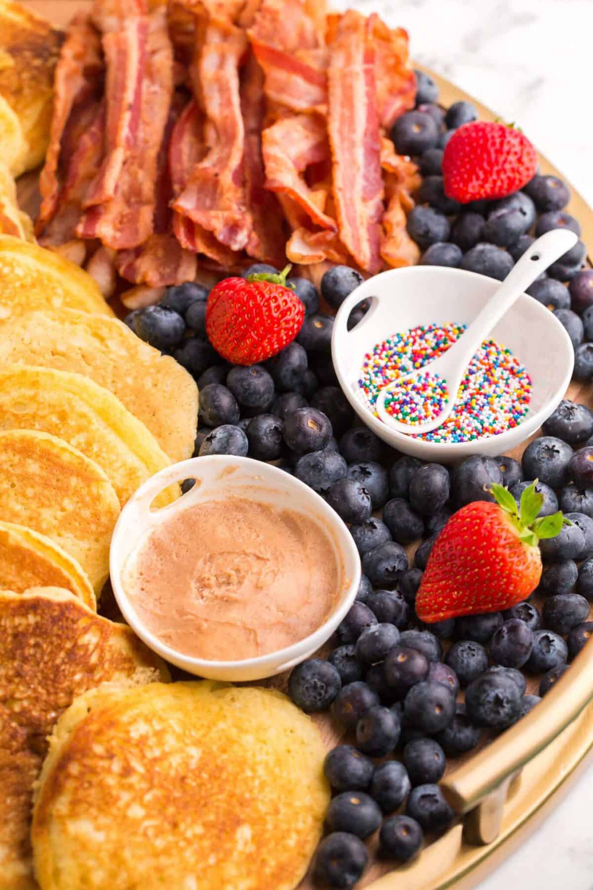 Pancake Board - fun & customizable! • Pancake Recipes