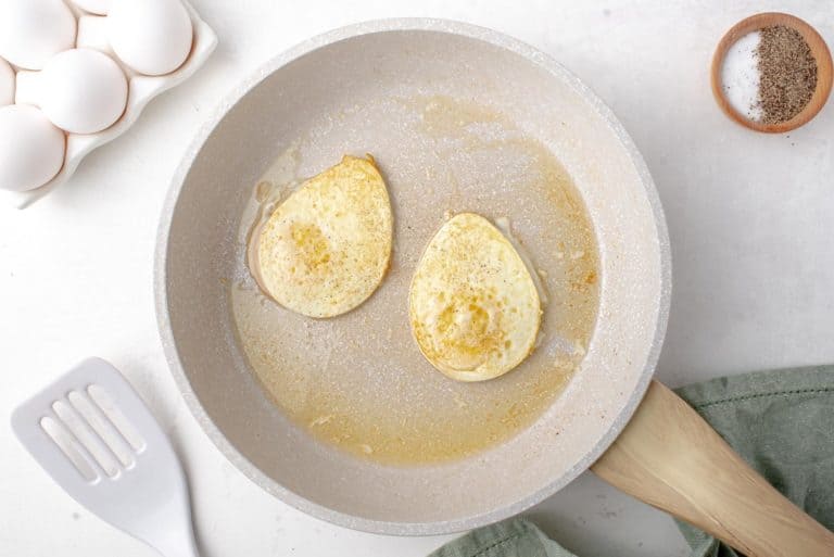 How to Make Over Hard Eggs • Pancake Recipes